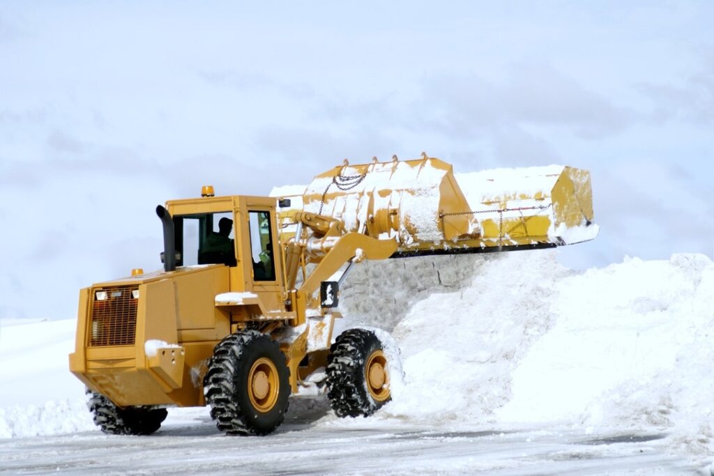 Sports Complex Snow, Ice Management Services | DMC SNOW